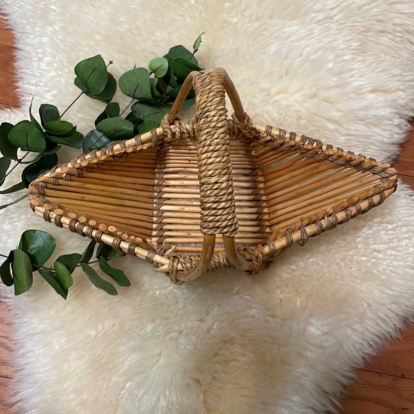 Vintage | Accents | Vintage Fruit Basket Wicker Boat Basket | Poshmark